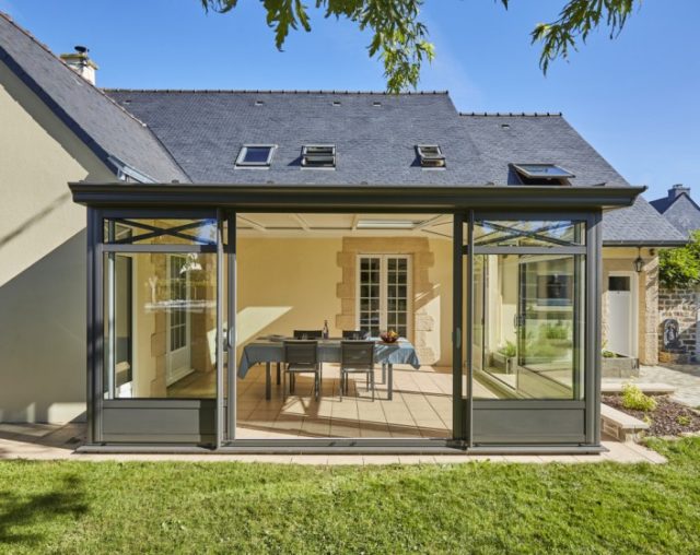 Installez votre cuisine dans une véranda - Frenchy Fancy