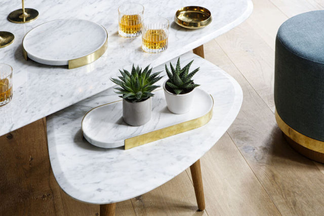 Table basse marbre : les plus beaux modèles pour le salon