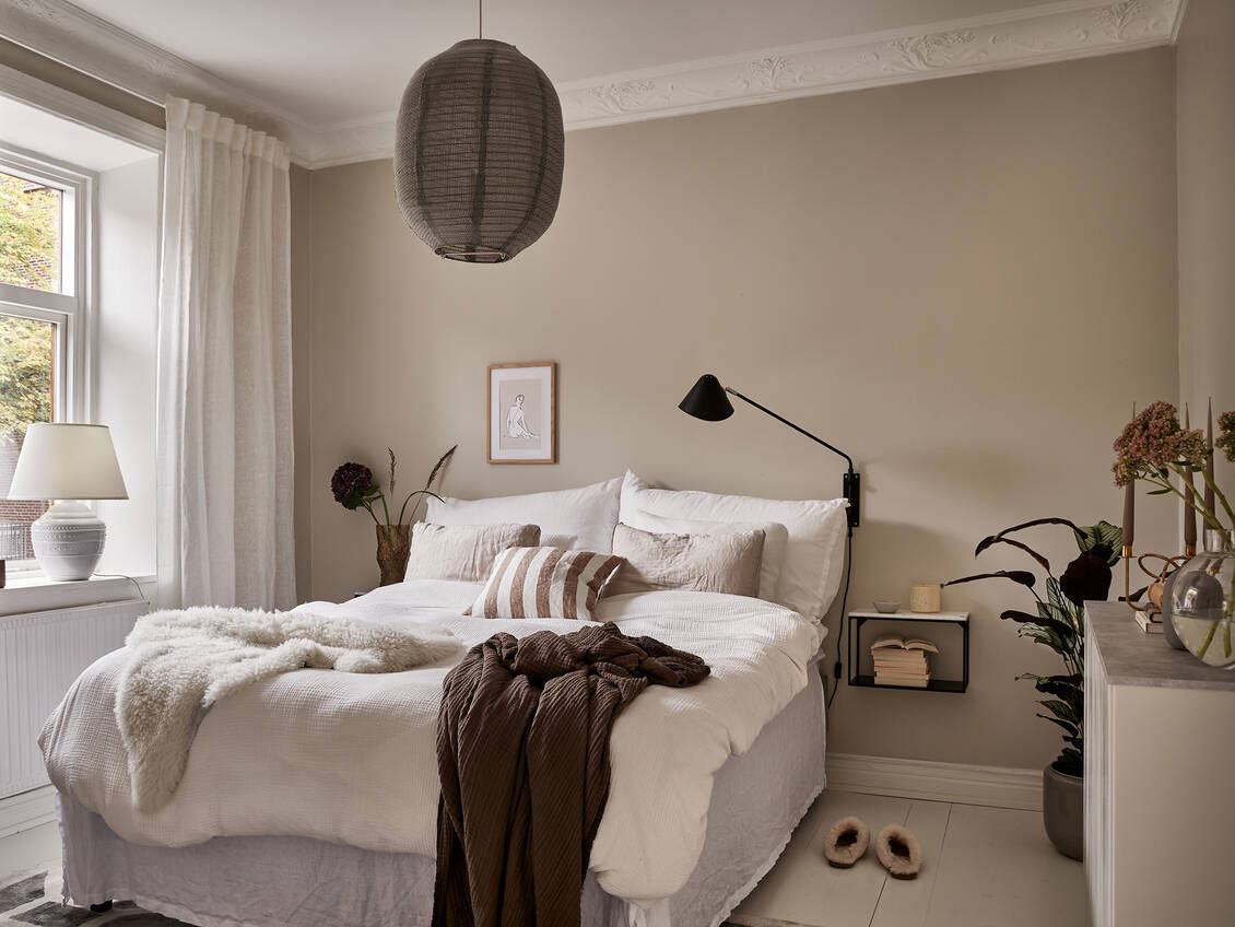 Chambre beige : 18 idées pour une déco cosy et élégante - Frenchyfancy